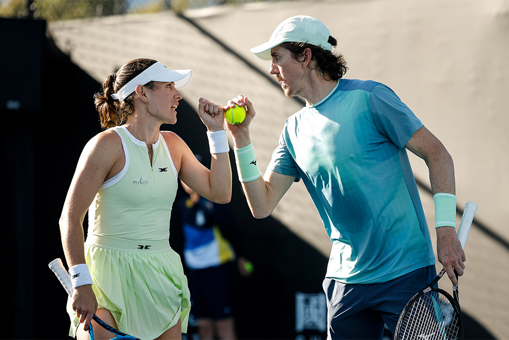 Birrell, Smith move into mixed doubles quarterfinals at AO 2025