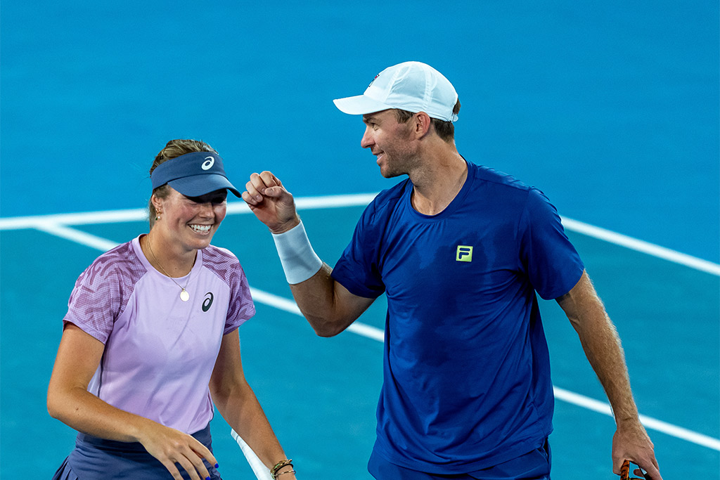AO 2025: Two Aussie pairs through to mixed doubles semifinals