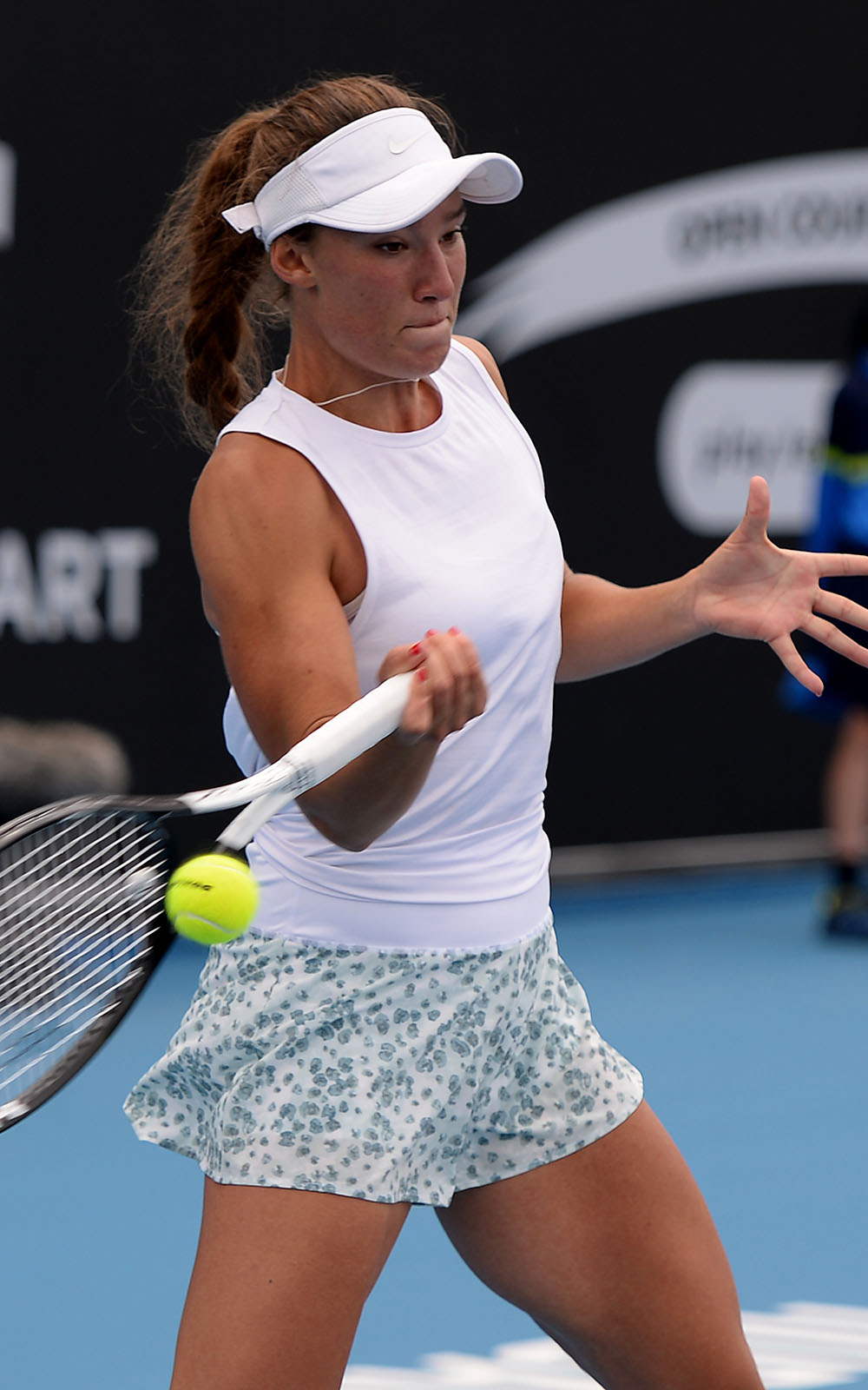 Mouvement pour un tennis sur gazon uniquement